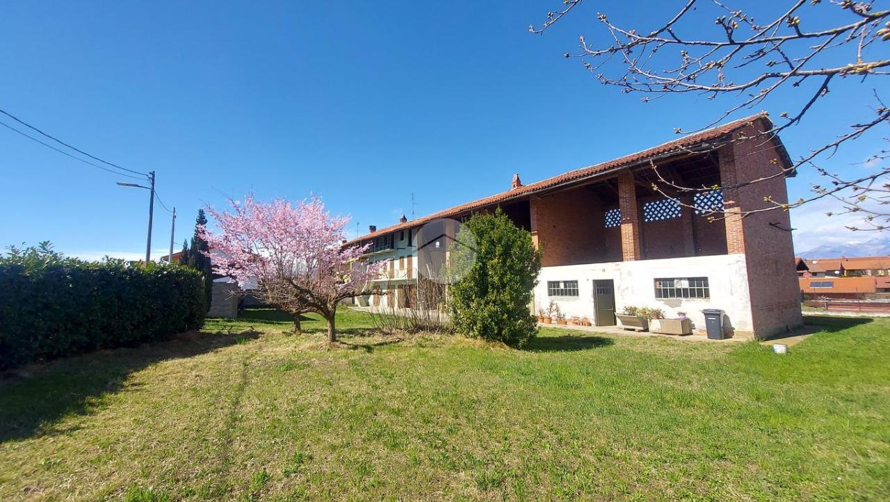 Casa indipendente in vendita a Strambino