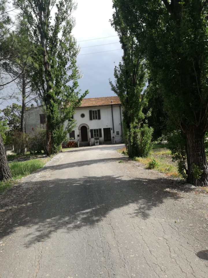 Casa colonica in vendita a Spello