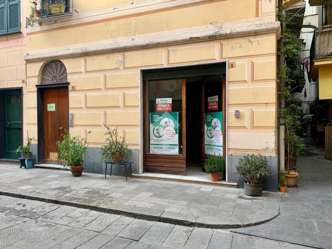 Magazzino in vendita a Lavagna