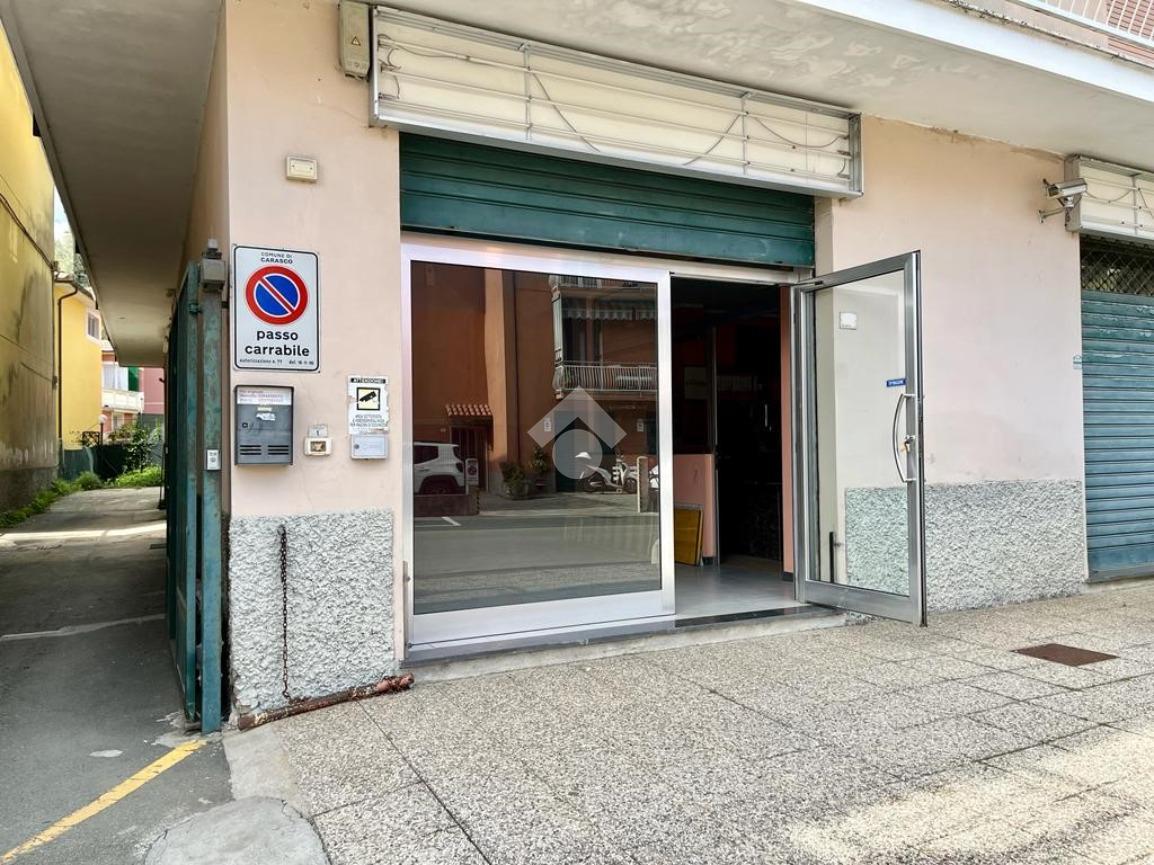 Magazzino in vendita a Carasco