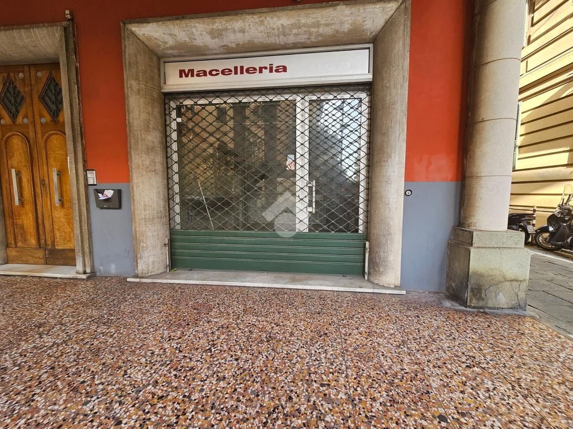 Negozio in affitto a Chiavari