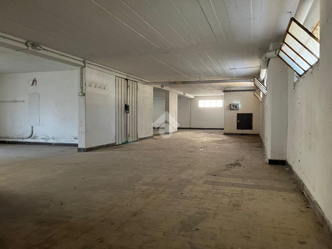 Magazzino in vendita a Cogorno
