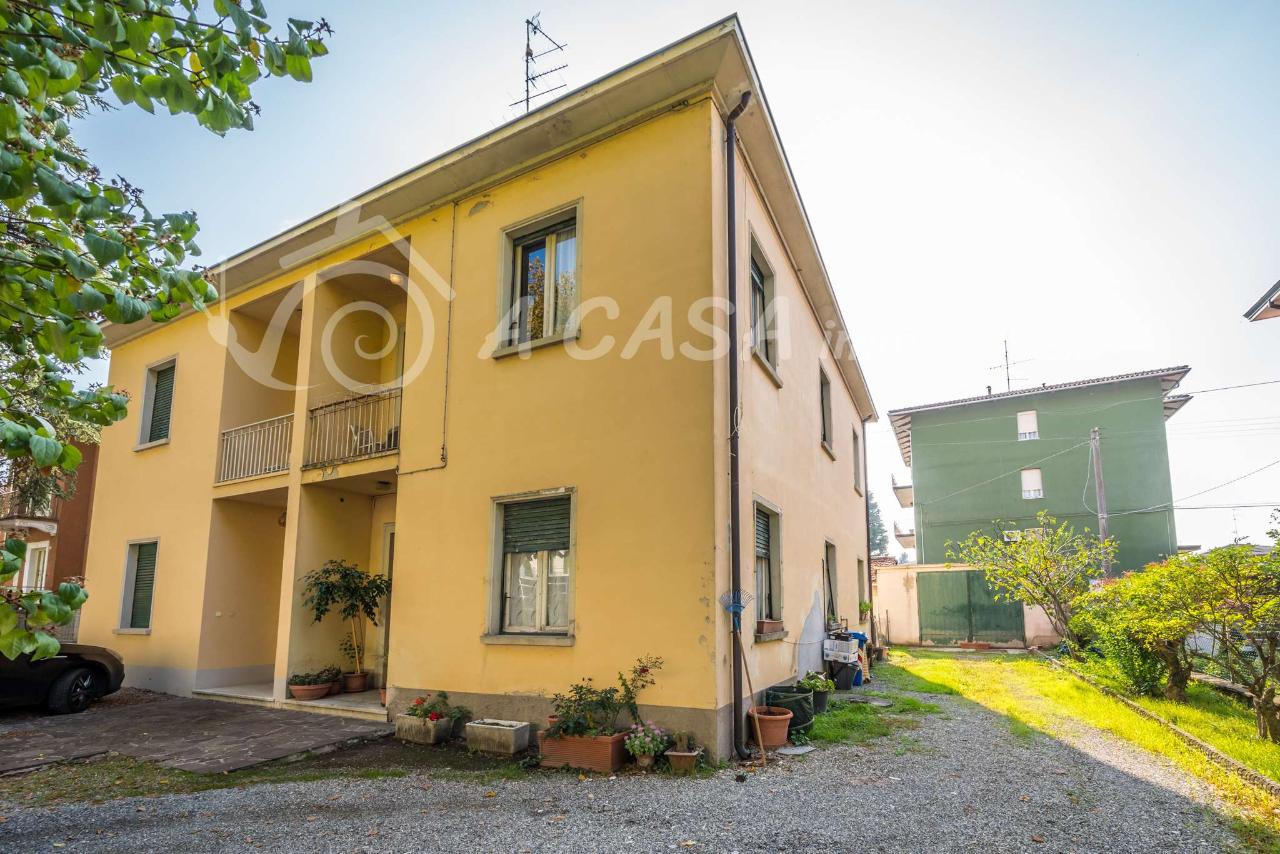 Villa bifamiliare in vendita a Felino