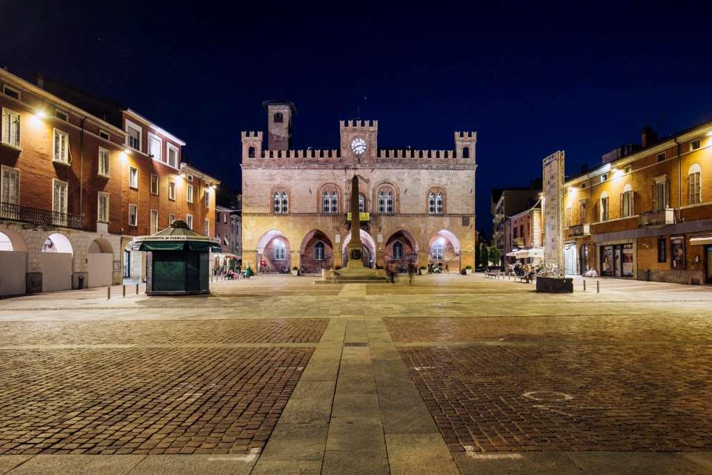 Villa bifamiliare in vendita a Fidenza