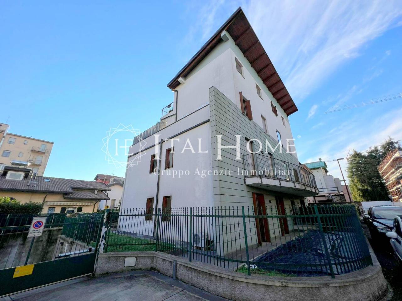 Appartamento in vendita a Bergamo