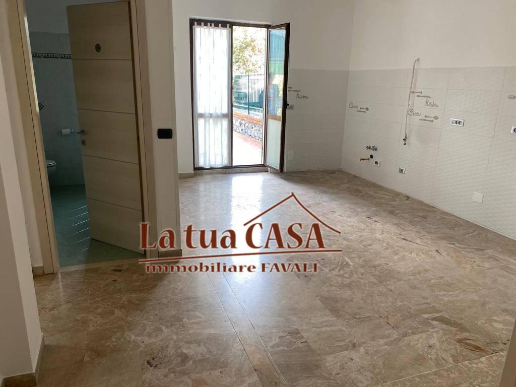 Appartamento in vendita a Borghetto Santo Spirito