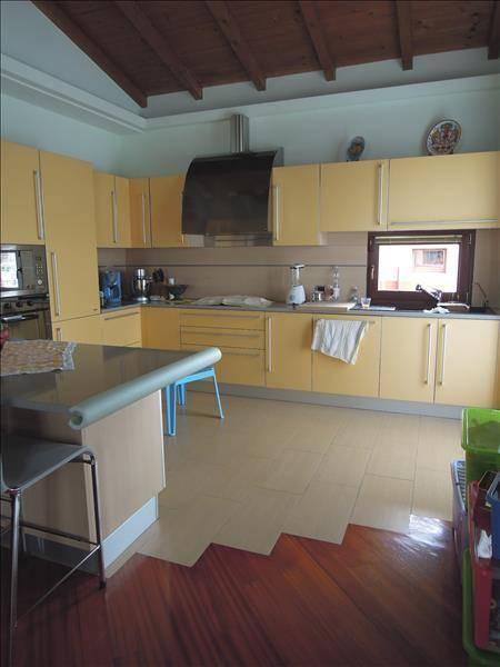 Villa bifamiliare in vendita a Gazzola