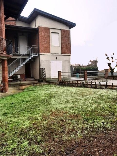 Villa bifamiliare in vendita a Vigolzone