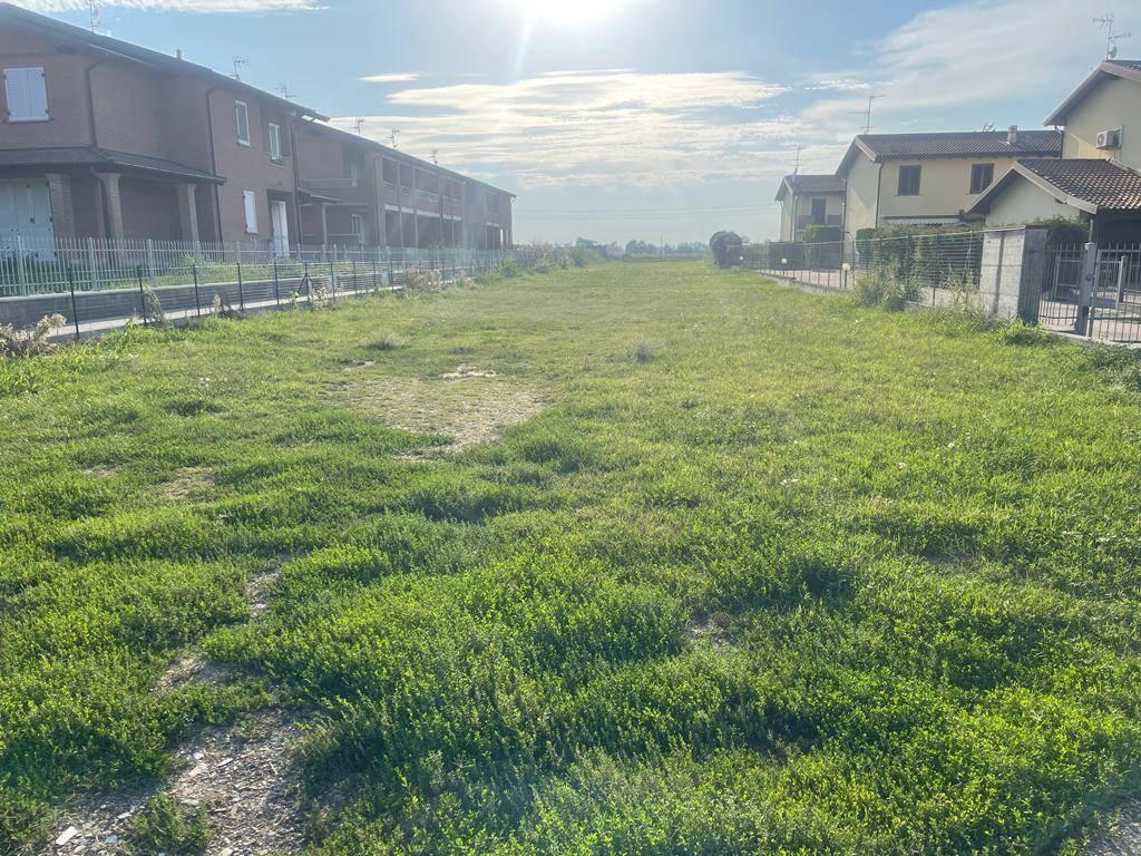 Terreno edificabile residenziale in vendita a Bornasco