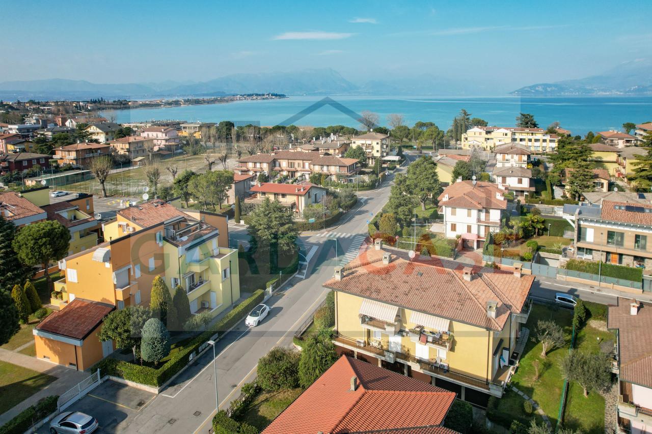 Appartamento in vendita a Sirmione