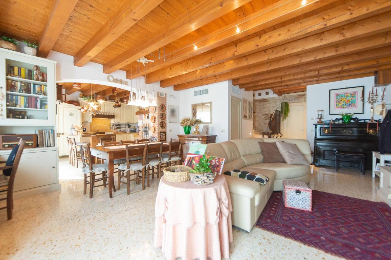 Villa a schiera in vendita a Torri Di Quartesolo