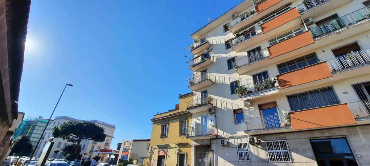 Bilocale in Via Alessandro Manzoni, Napoli