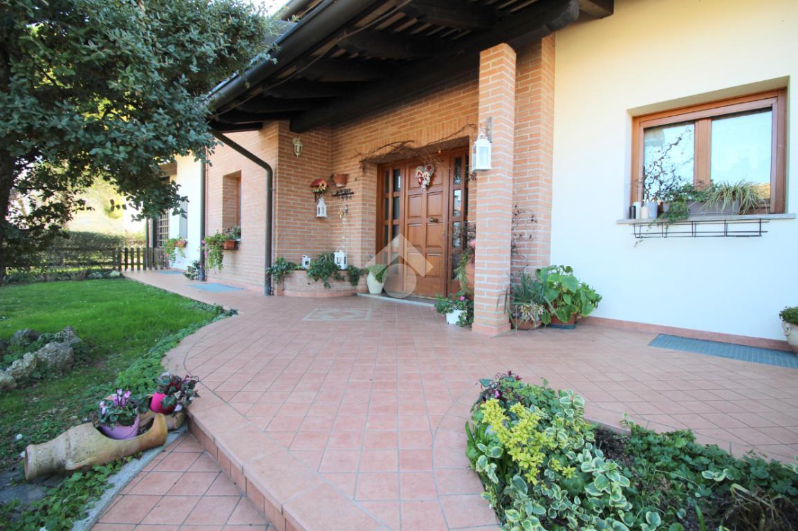 Villa in vendita a Premariacco