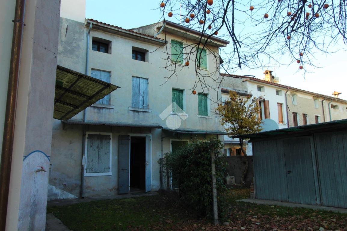 Casa indipendente in vendita a Valdobbiadene