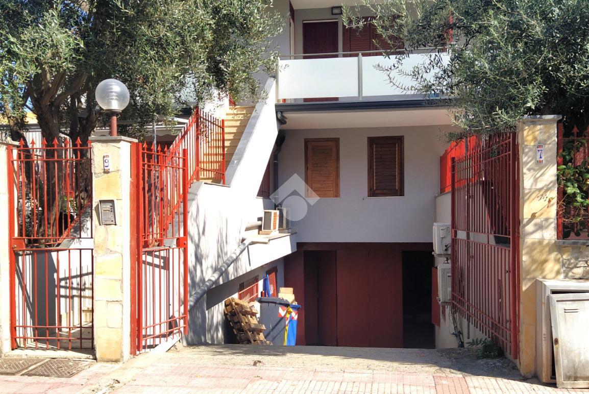 Box in vendita a Santa Teresa Di Riva