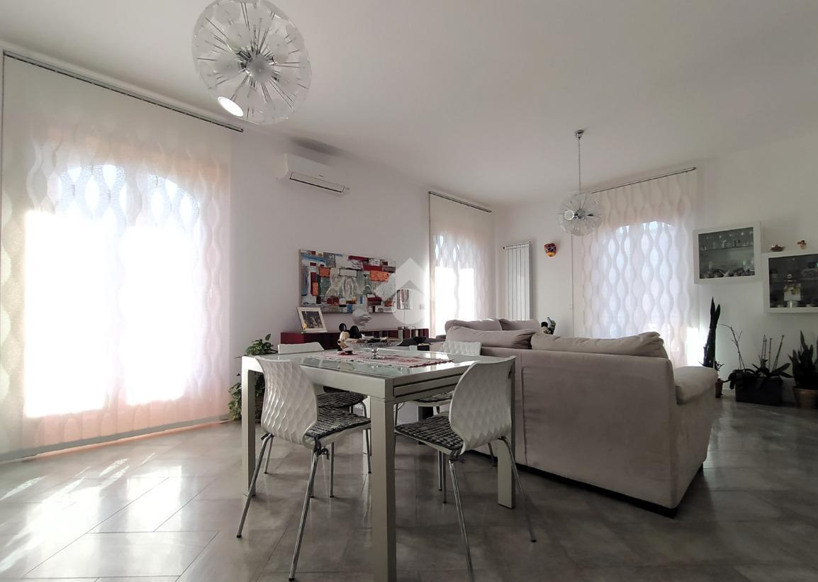 Appartamento in vendita a Roccalumera