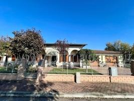 Villa a schiera in vendita a Erbe'