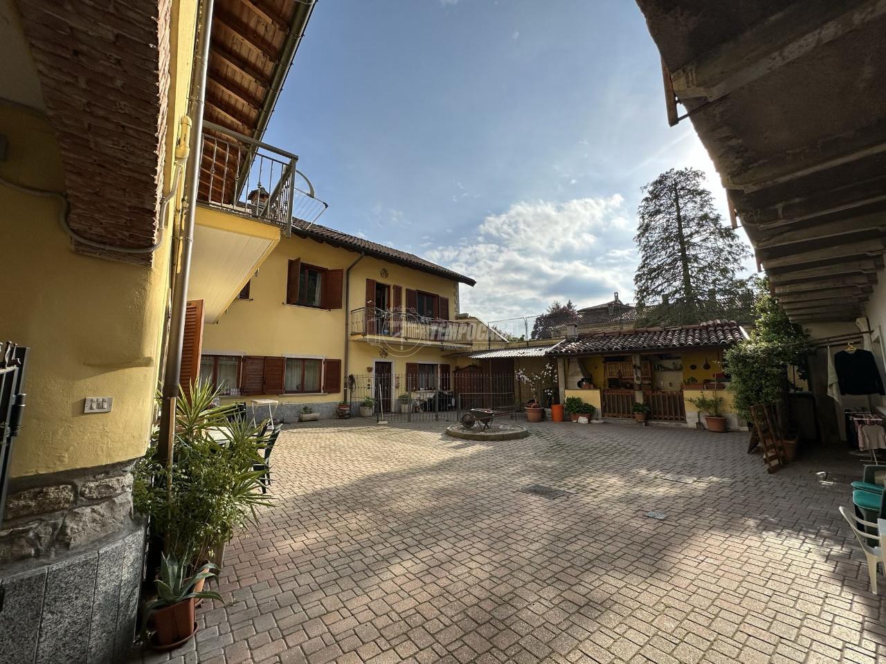 Casa indipendente in vendita a Viggiu'