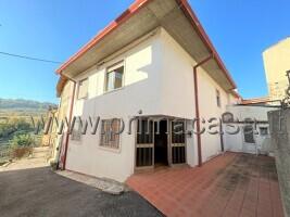 Casa indipendente in vendita a Montecchia Di Crosara