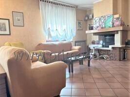 Appartamento in vendita a Montecchia Di Crosara