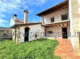 Casa indipendente in vendita a Montecchia Di Crosara