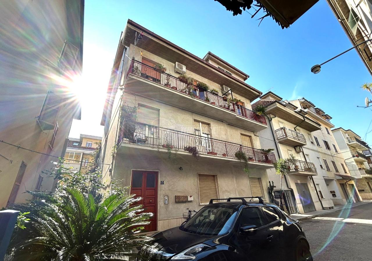 Trilocale in Via G. Battista Grassi 7, San Benedetto del Tronto