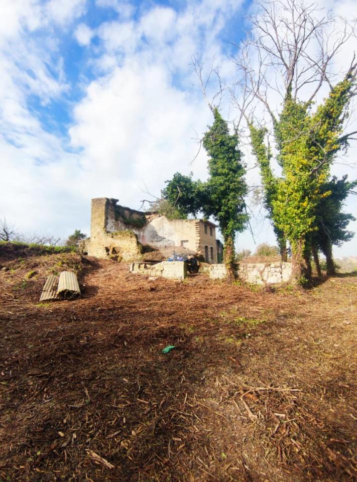 Terreno edificabile in vendita a Pozzuoli