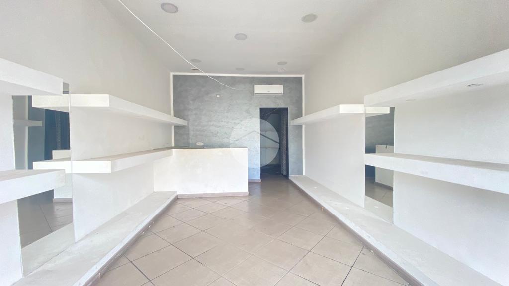 Negozio in affitto a Napoli