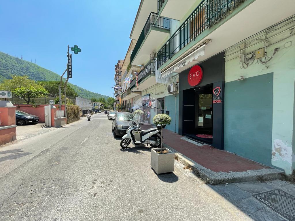 Laboratorio in affitto a Napoli