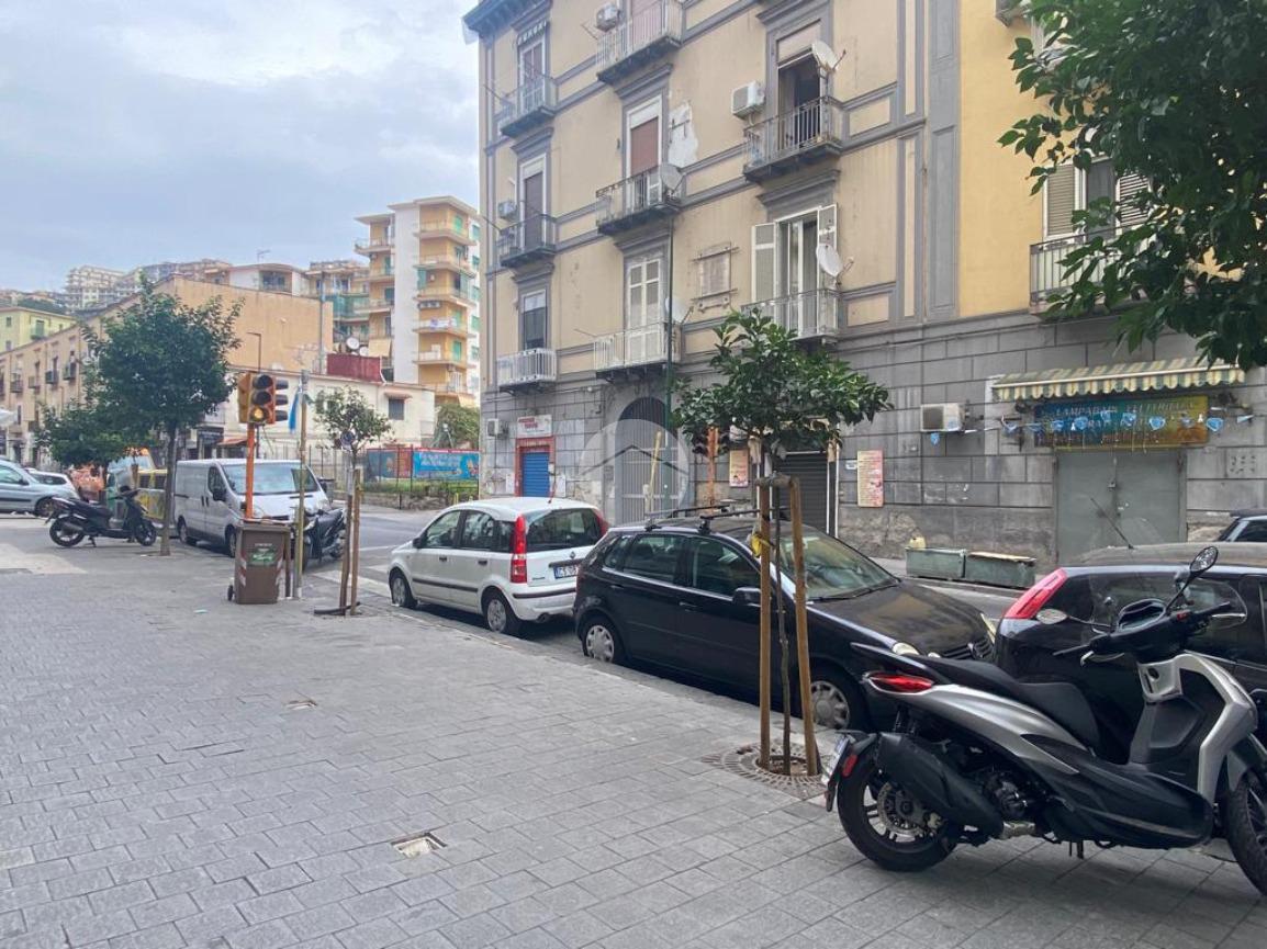 Negozio in vendita a Napoli