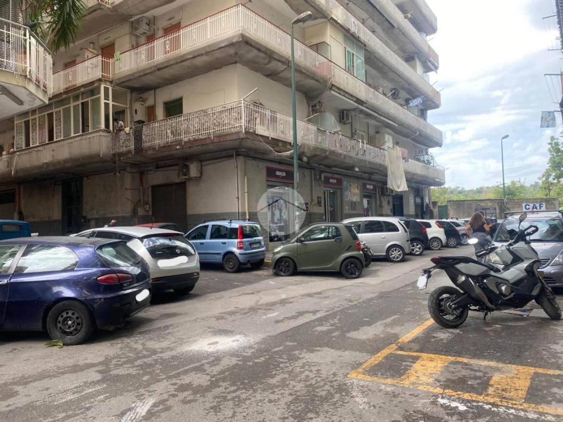Negozio in vendita a Napoli