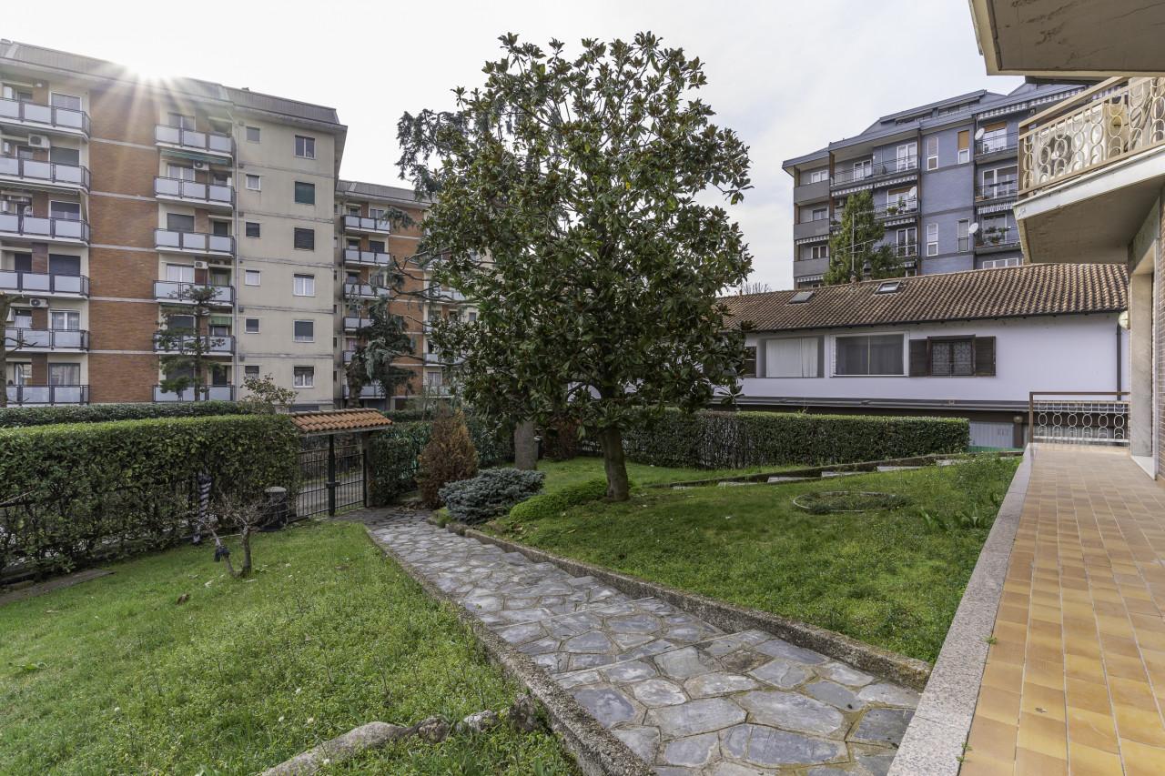 Villa in vendita a Trezzano Sul Naviglio