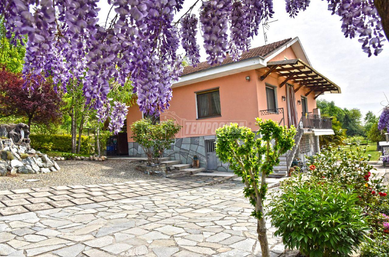 Villa in vendita a Volpiano