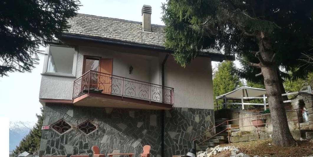 Villa unifamiliare in vendita a Plesio