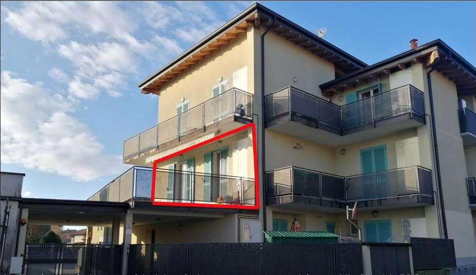 Appartamento in vendita a Luisago