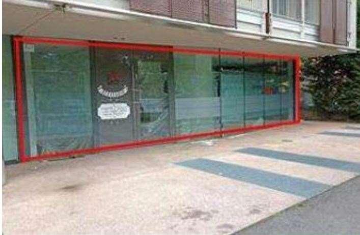 Negozio in vendita a Seveso