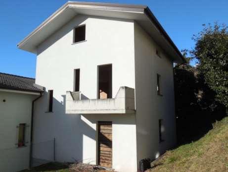 Appartamento in vendita a Montagna In Valtellina