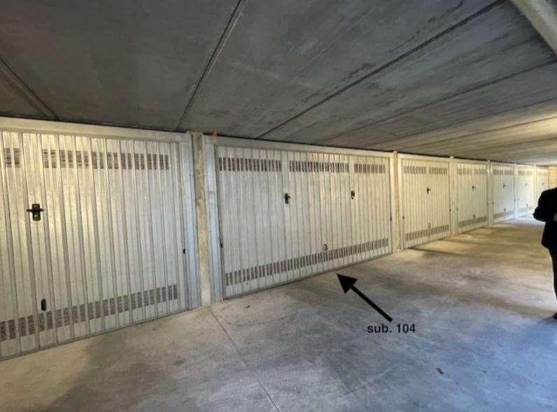 Garage - Posto auto in vendita a Villasanta