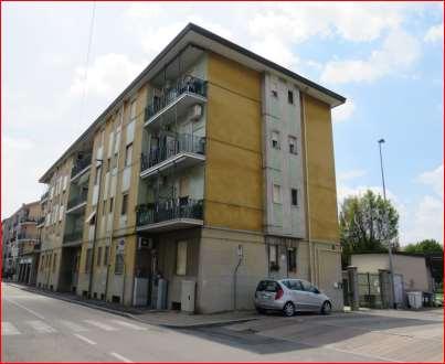 Appartamento in vendita a Limbiate