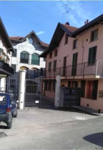 Appartamento in vendita a Erba