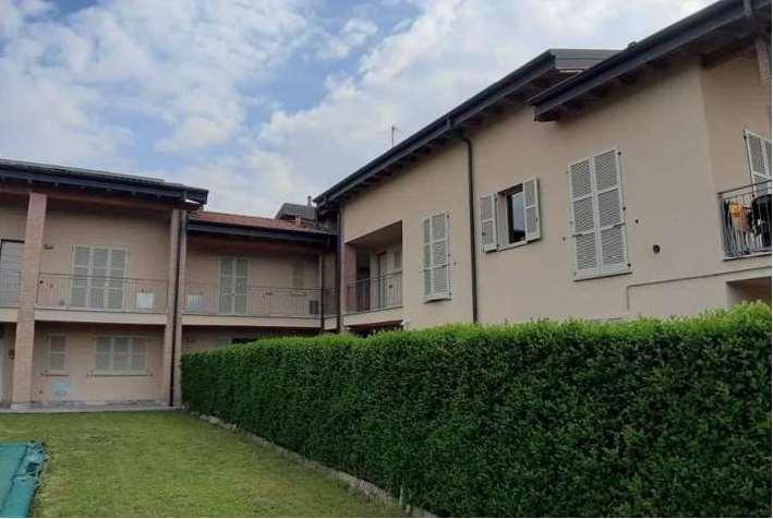 Appartamento in vendita a Monguzzo