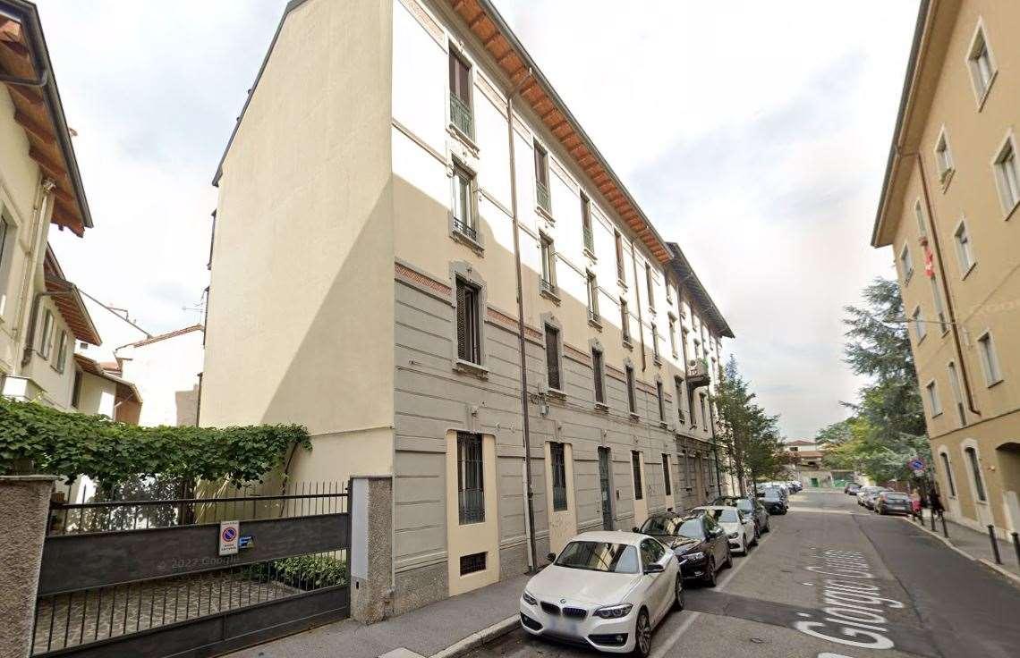 Appartamento in vendita a Monza