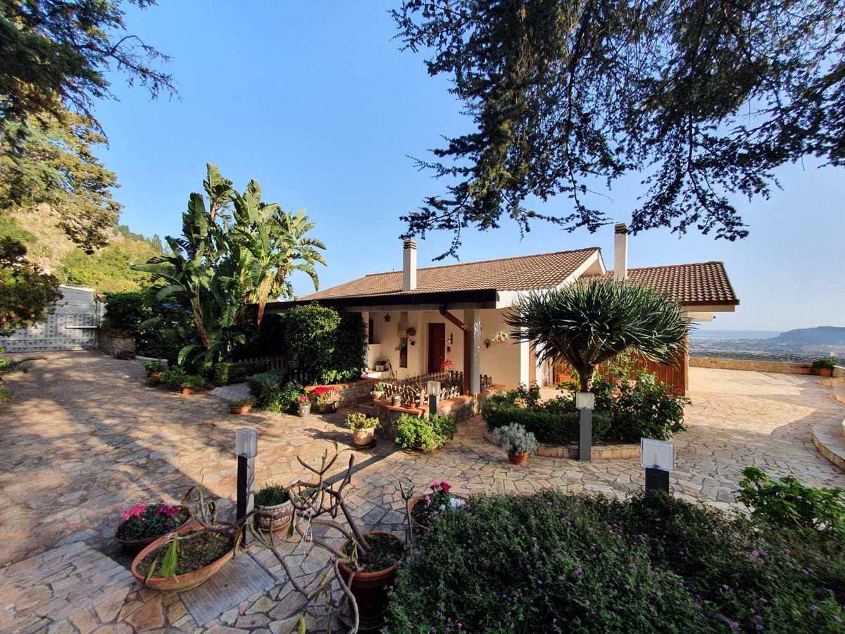 Villa in vendita a Palermo