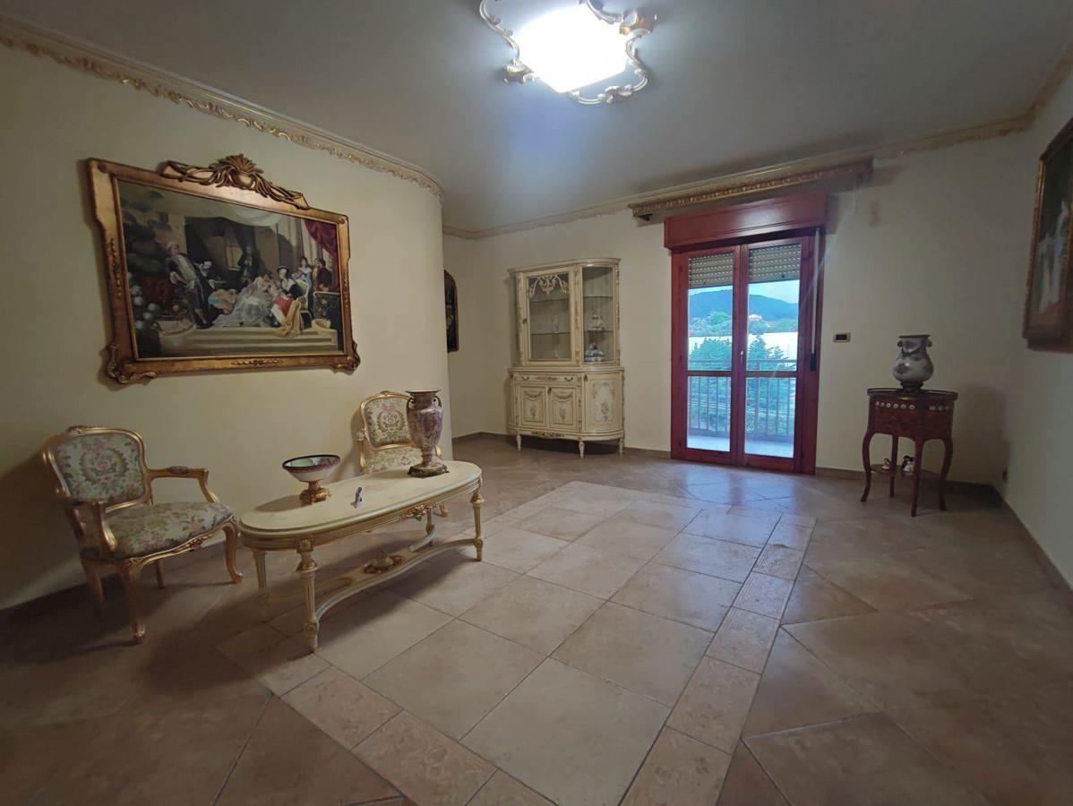 Appartamento in vendita a Monreale