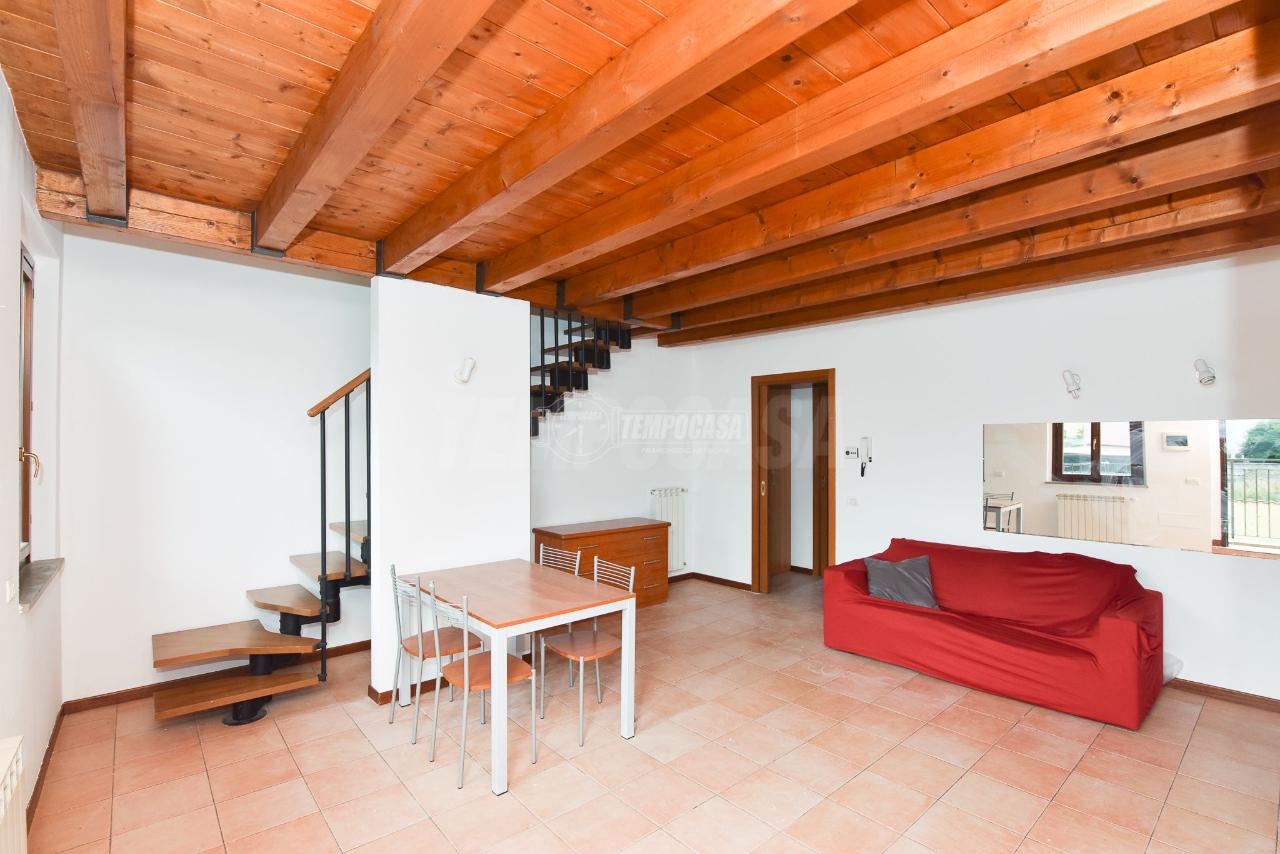 Appartamento in vendita a Capriate San Gervasio