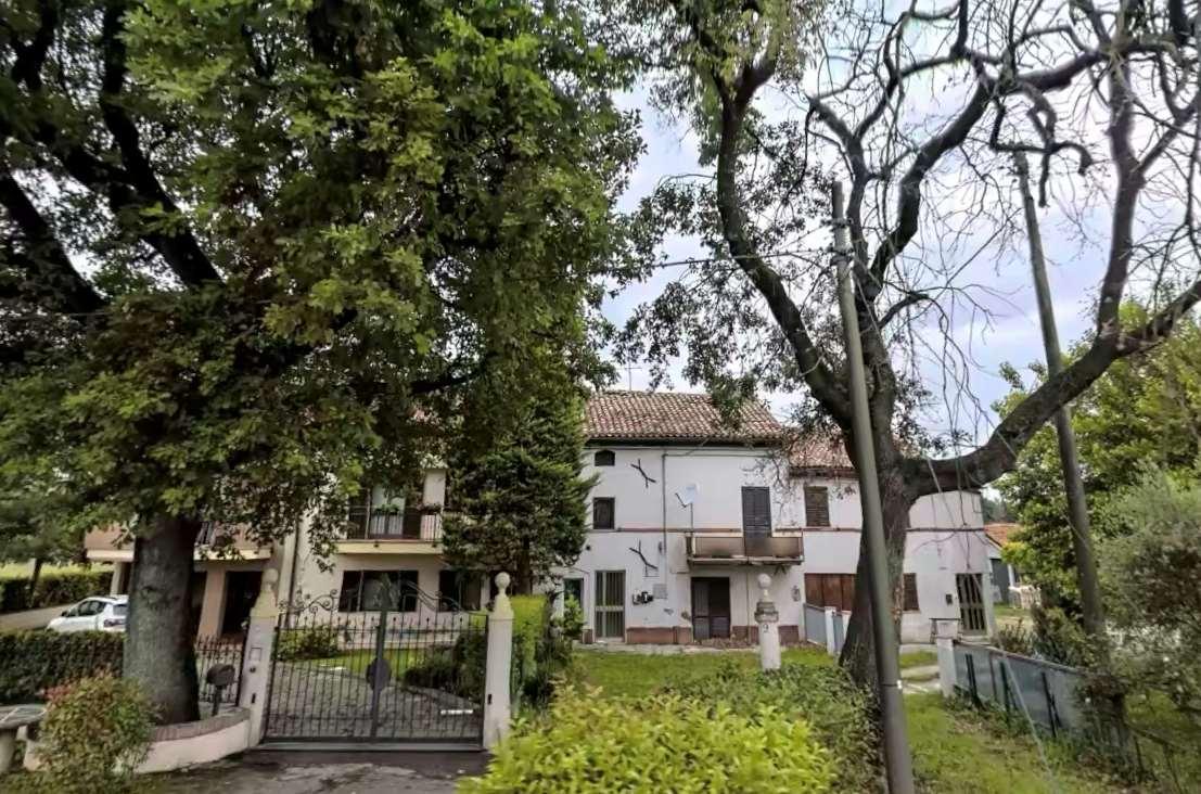 Villa bifamiliare in vendita a Senigallia