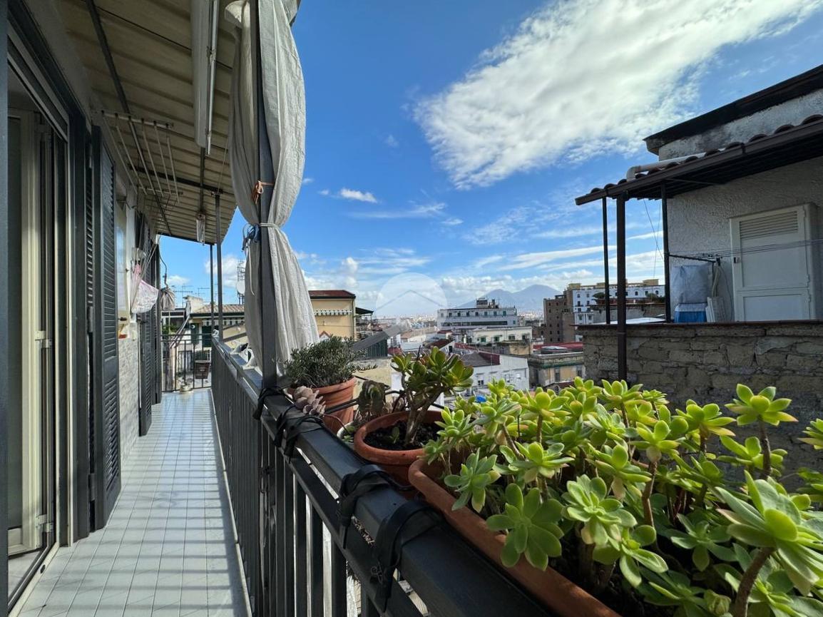 Appartamento in vendita a Napoli