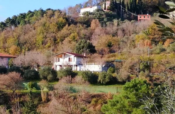 Villa in vendita a Sarzana