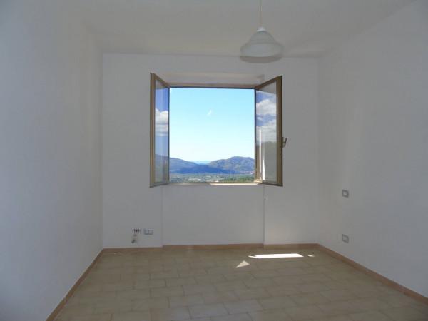 Appartamento in vendita a Sarzana