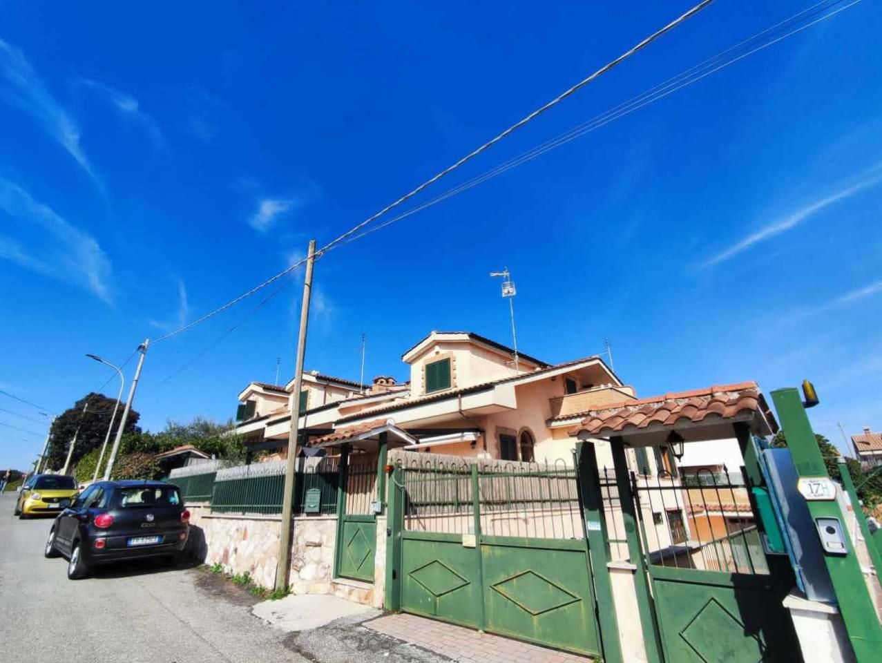 Villa a schiera in vendita a Guidonia Montecelio
